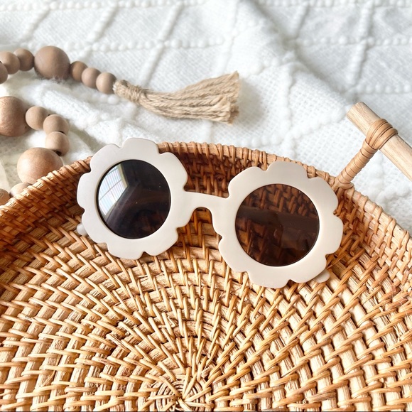 Accessories | Kids Boho Retro Flower Frame Round Aesthetic Sunnies ...